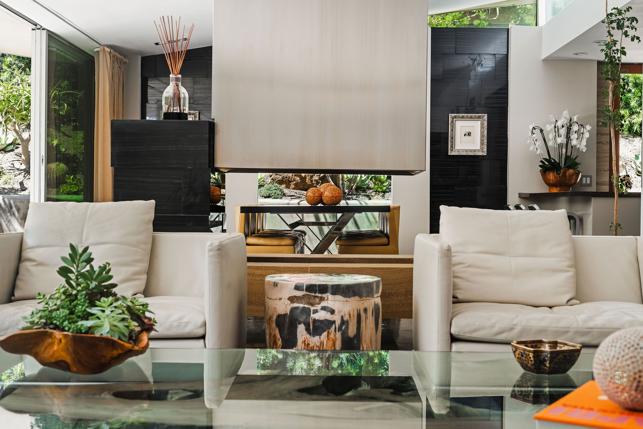 2361 Hercules Dr, Los Angeles - Juliette Hohnen