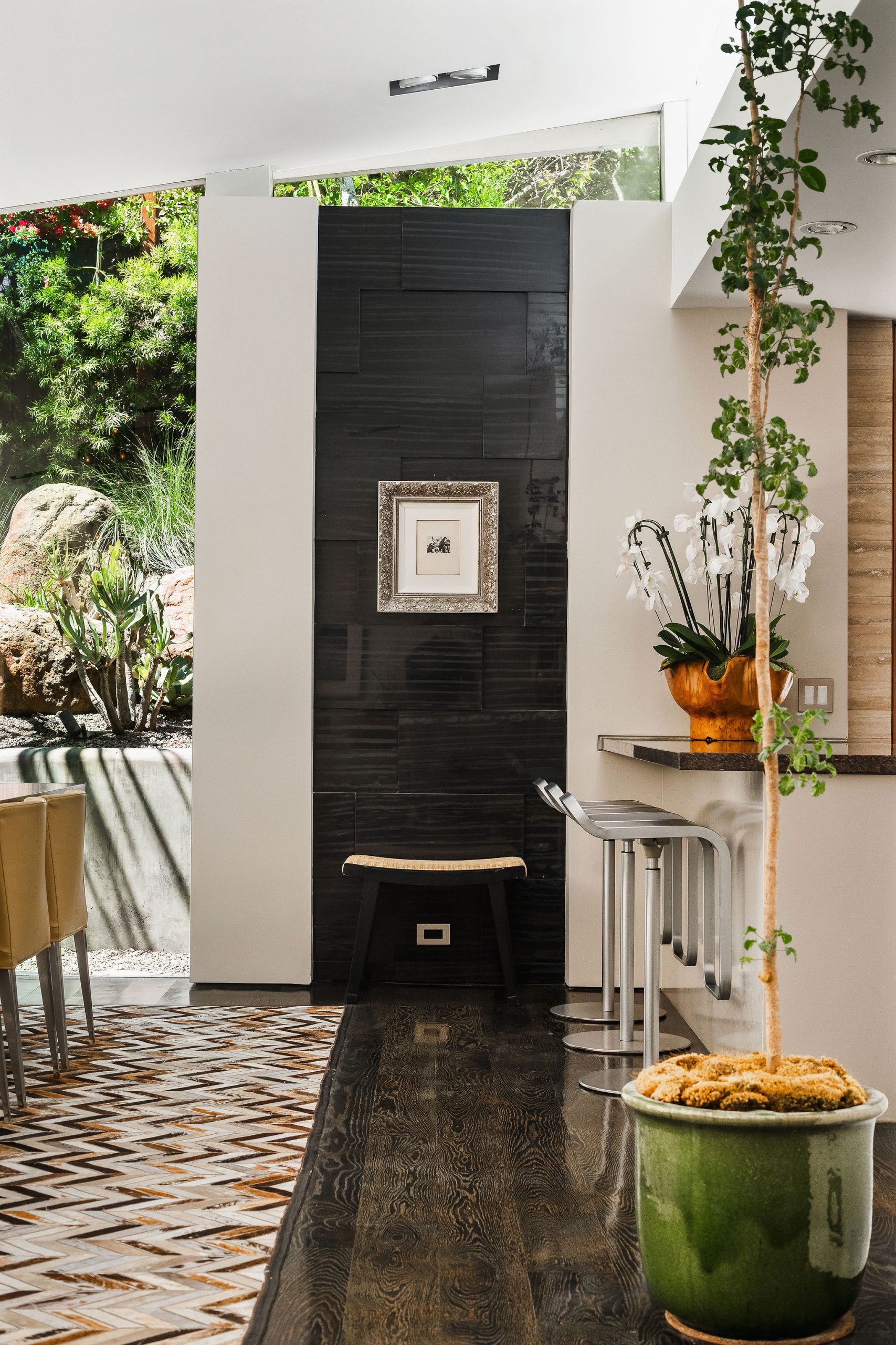 2361 Hercules Dr, Los Angeles - Juliette Hohnen